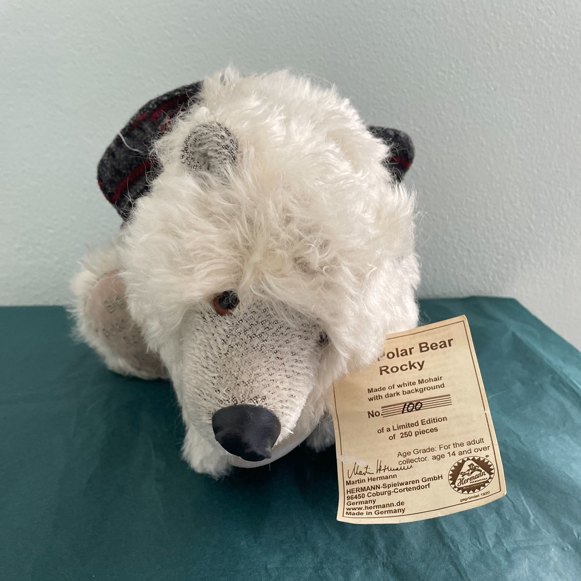 Hermann Polar bear ROCKY number 100 – Teddy Bears Direct